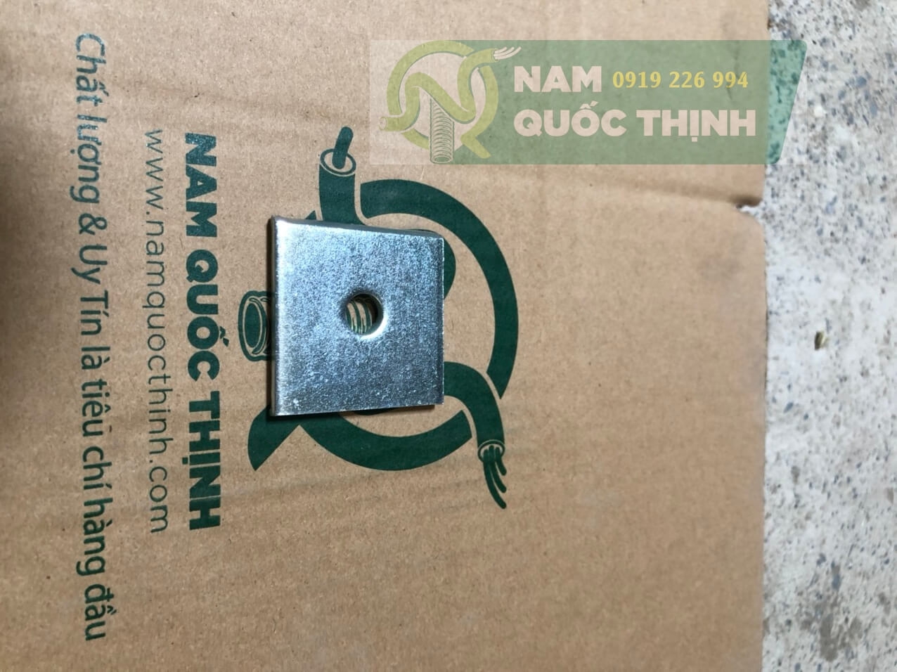 Long Đền Vuông M8